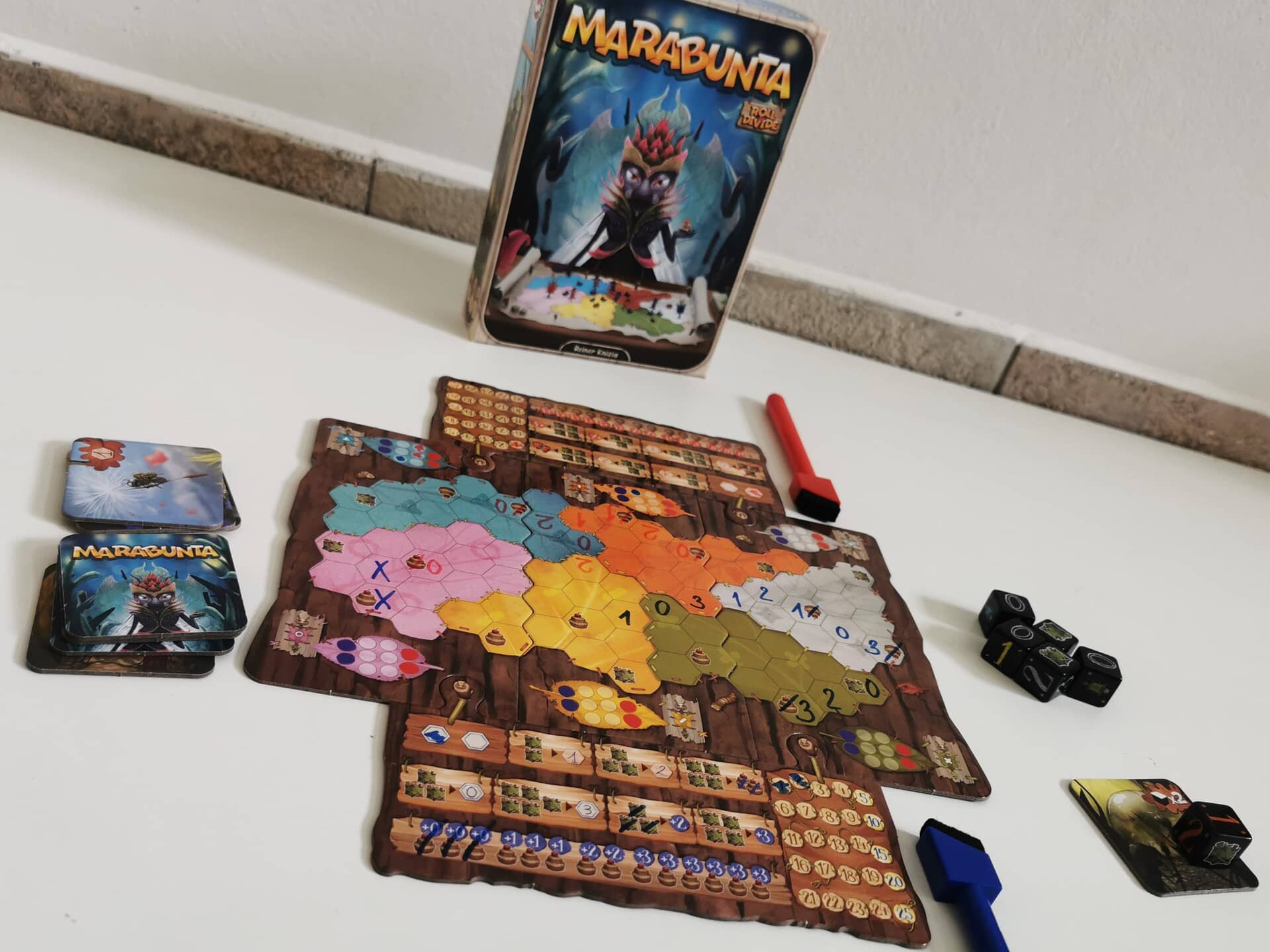 Desková hra Marabunta – velká válka v mravenčím světě